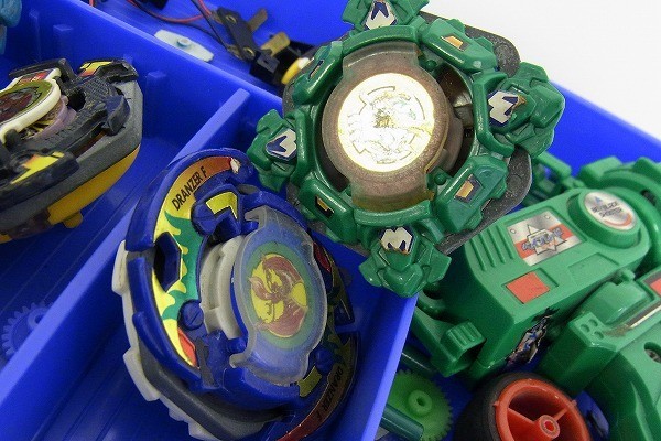 Yahoo!オークション - H067-S23-349 ミニ四駆 ベイブレード まとめ セ...