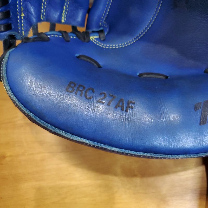 ZETT 古田敦也モデル Zラベル 激レア 高津の青 ゼット 一般用 ZETT 古田敦也モデル Zラベル 激レア 高津の青 ゼット 一般用