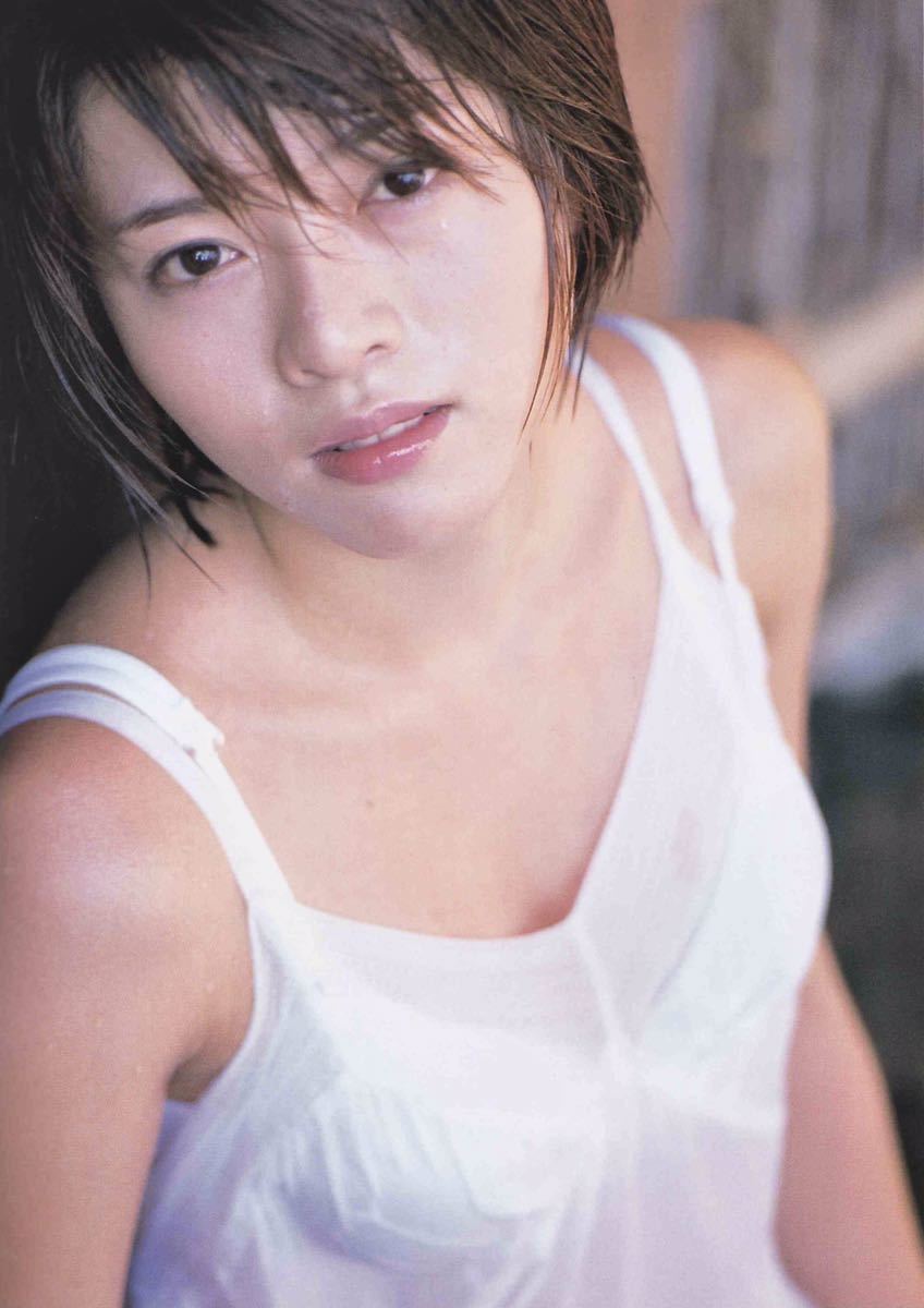 Yahoo!オークション - 写真集 釈由美子『PPP』 特製ポスター付｜A4判 ...