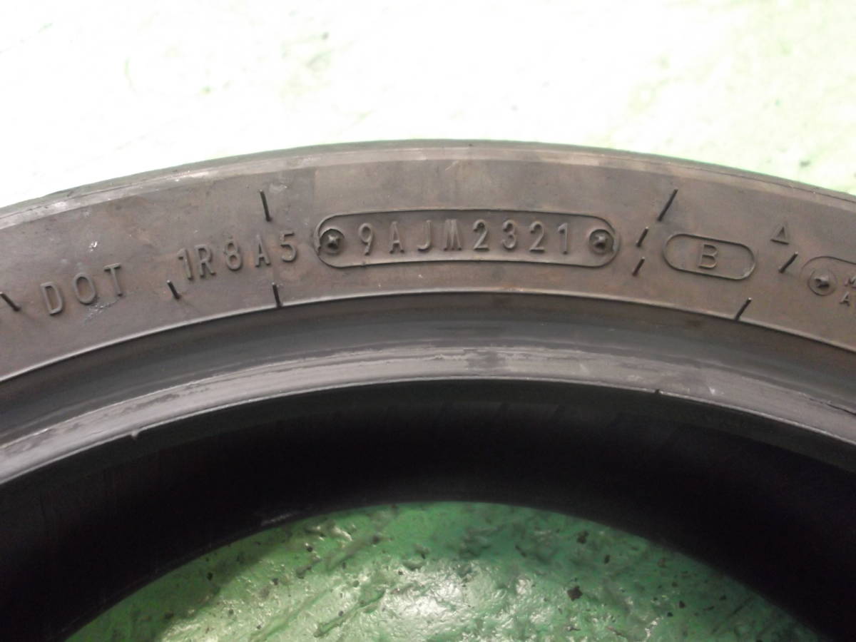 Yahoo!オークション - 120/70ZR17・180/55ZR17タイヤセット・ダンロッ...