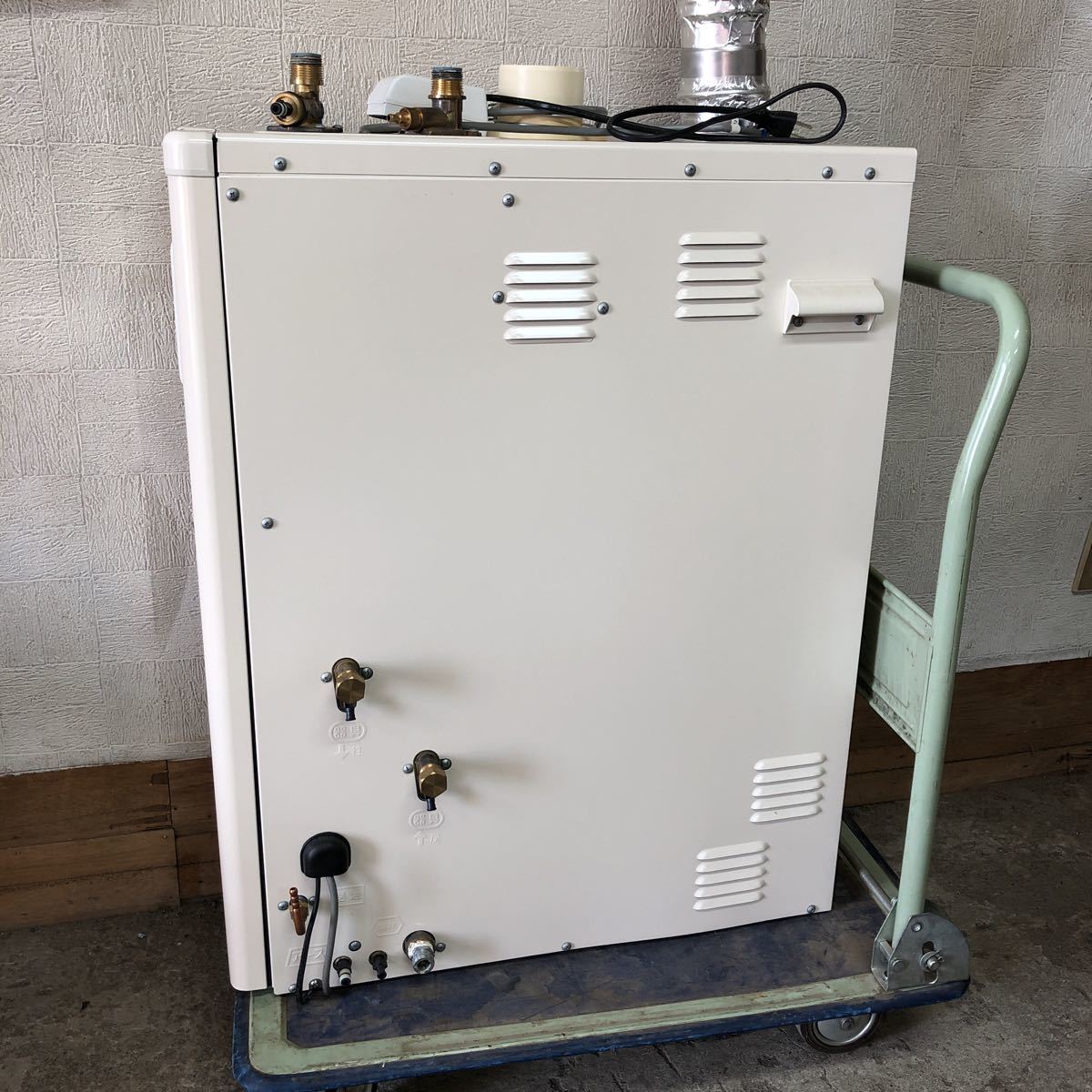 じ EC ノーリツ石油給湯器 NORITZ 石油給油機付きふろがま OTQ-4701FF 2014年製 風呂用リモコンRC-8203S 北海道旭川市直接取引限定(給湯設備)｜売買された ...