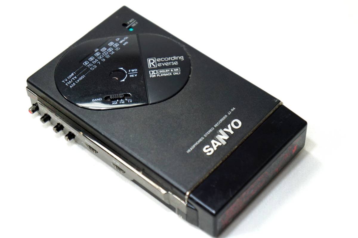 T/ SANYO カセットウォークマン JJ-R4 通電可 ラジオ受信可 ジャンク品として(再生専用)｜売買されたオークション情報、yahooの商品情報をアーカイブ公開 - オークファン ...
