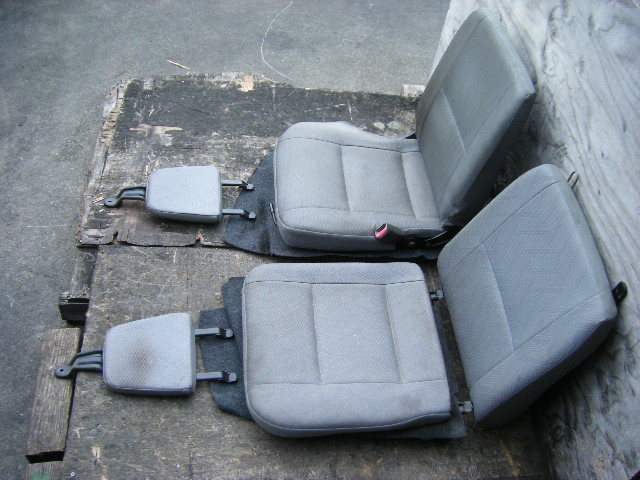 Yahoo!オークション - 平成12年 ミニキャブ GD-U61T 純正 シート1台...