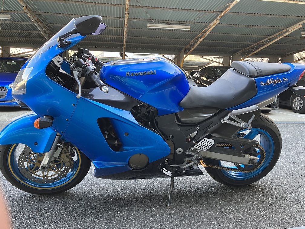 Yahoo!オークション - カワサキ ZX-12R A型 大阪より 現状 レストアベ...
