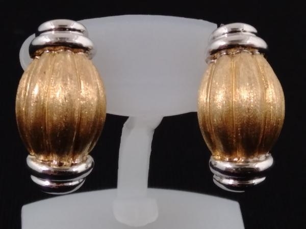 Yahoo!オークション - K18 ／7.7g ／イヤリング