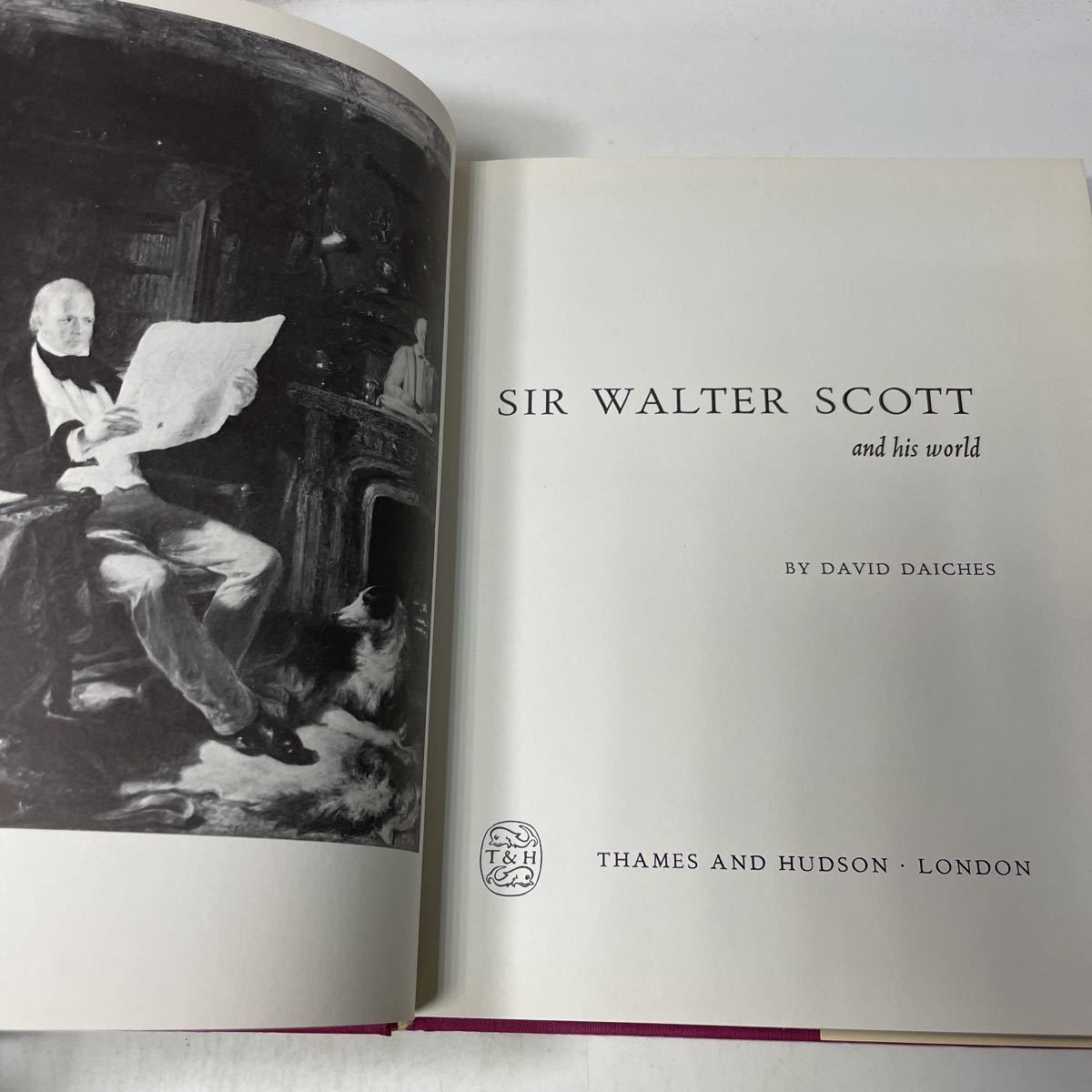 220913 Q09 洋書 Sir Walter Scott and his world 1971年 David Daiches ウォルター スコット(洋書、外国語書籍)｜売買された ...