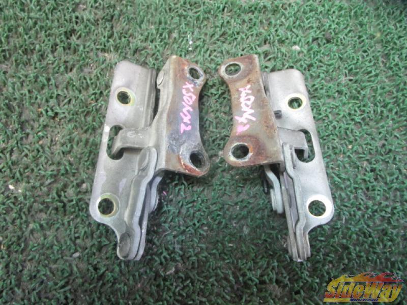 Yahoo!オークション - S_セドリック(HY33)ボンネットヒンジ2点【X50N...