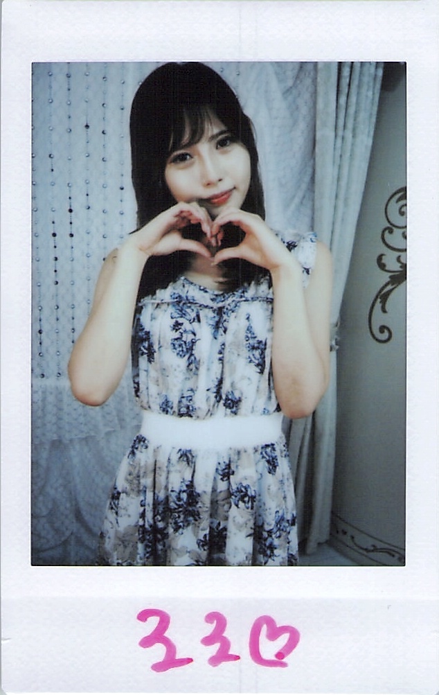 Yahoo!オークション - 美城るる 直筆サイン入り チェキ 検索 kawaii 専...