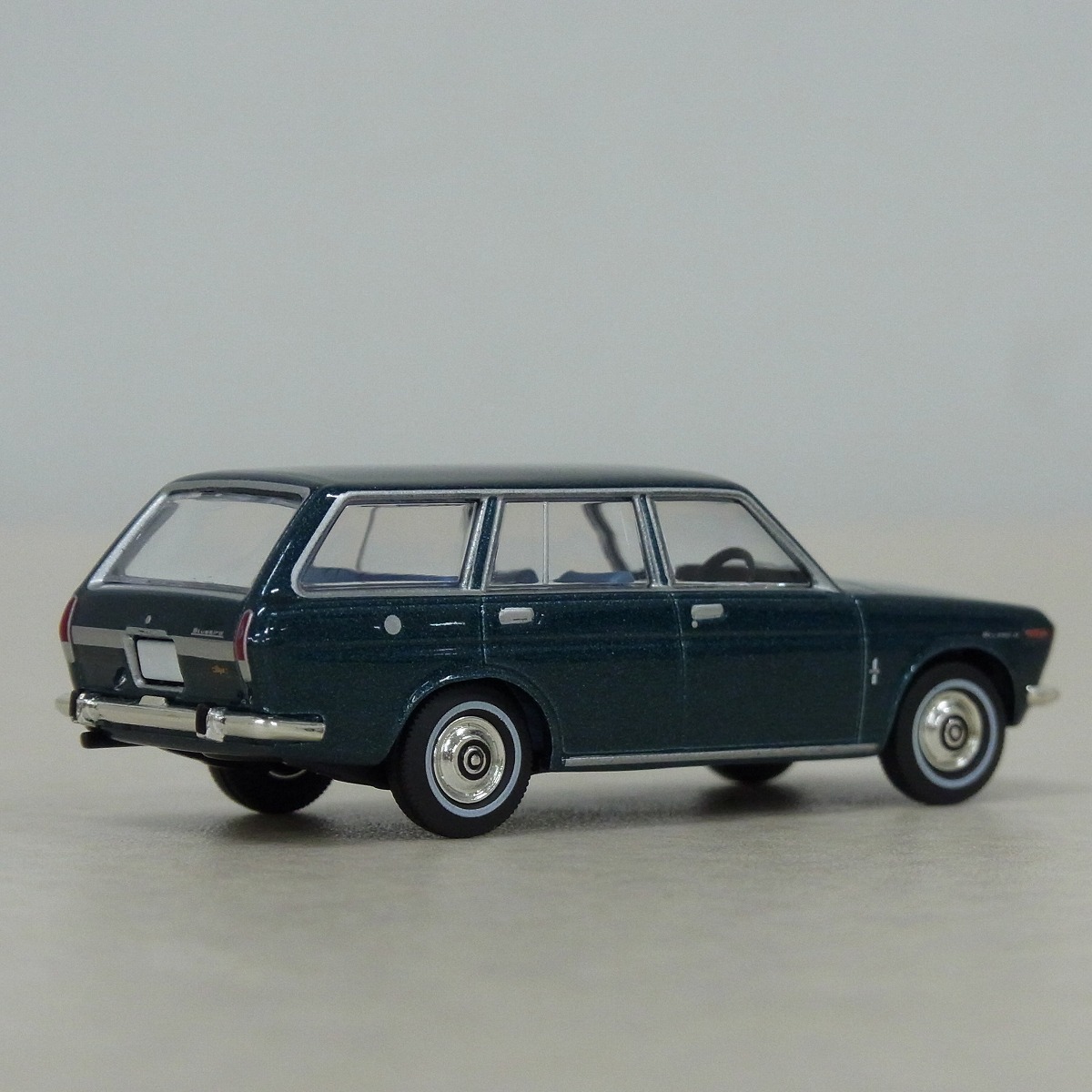 Yahoo!オークション - トミカリミテッドヴィンテージ LV-81c ダットサ...