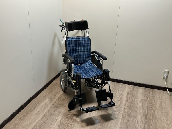 2790 MIKI ミキ 介助用 リクライニング 車椅子 車いす SKT-8 折り畳み 折り畳み 千葉県船橋市三咲 手渡し可 配達(介助用)｜売買されたオークション情報、yahooの商品情報を ...