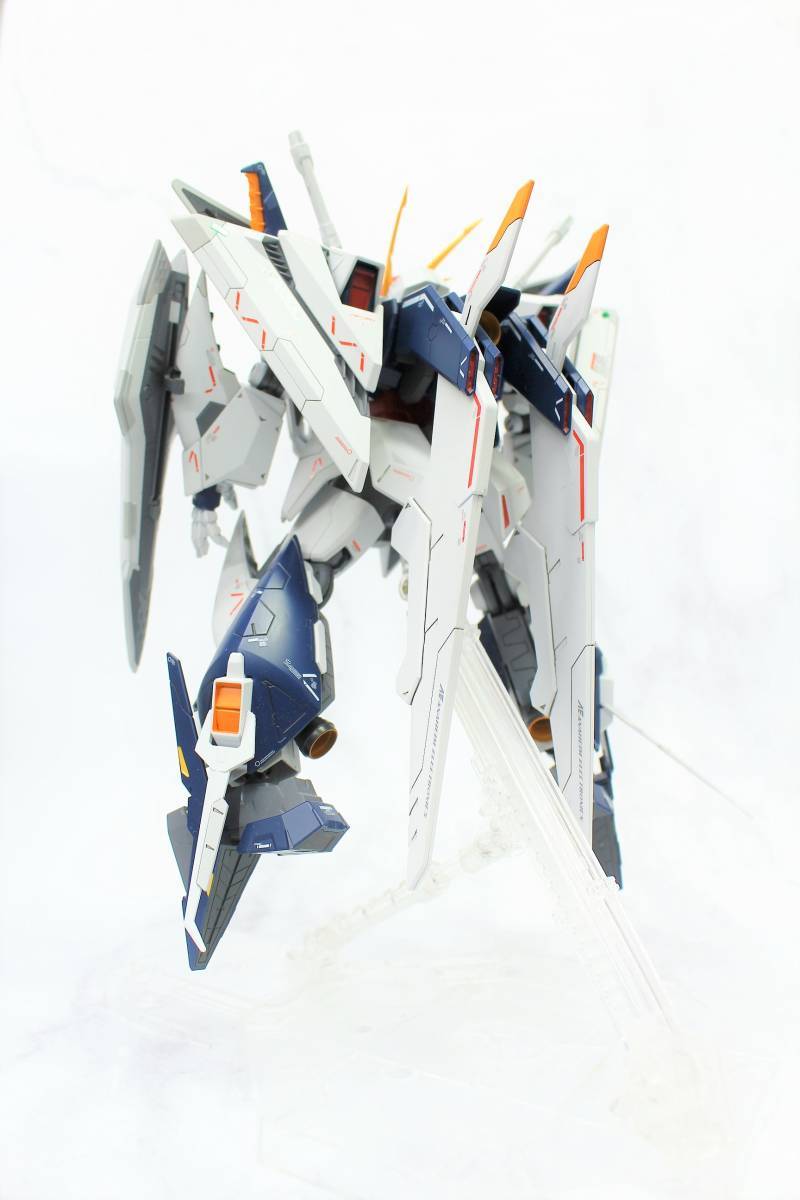 HGUC 1/144 RX-105 XI Ξガンダム クスィーガンダム 塗装完成品 HGUC 1/144 RX-105 XI Ξガンダム クスィーガンダム 塗装完成品