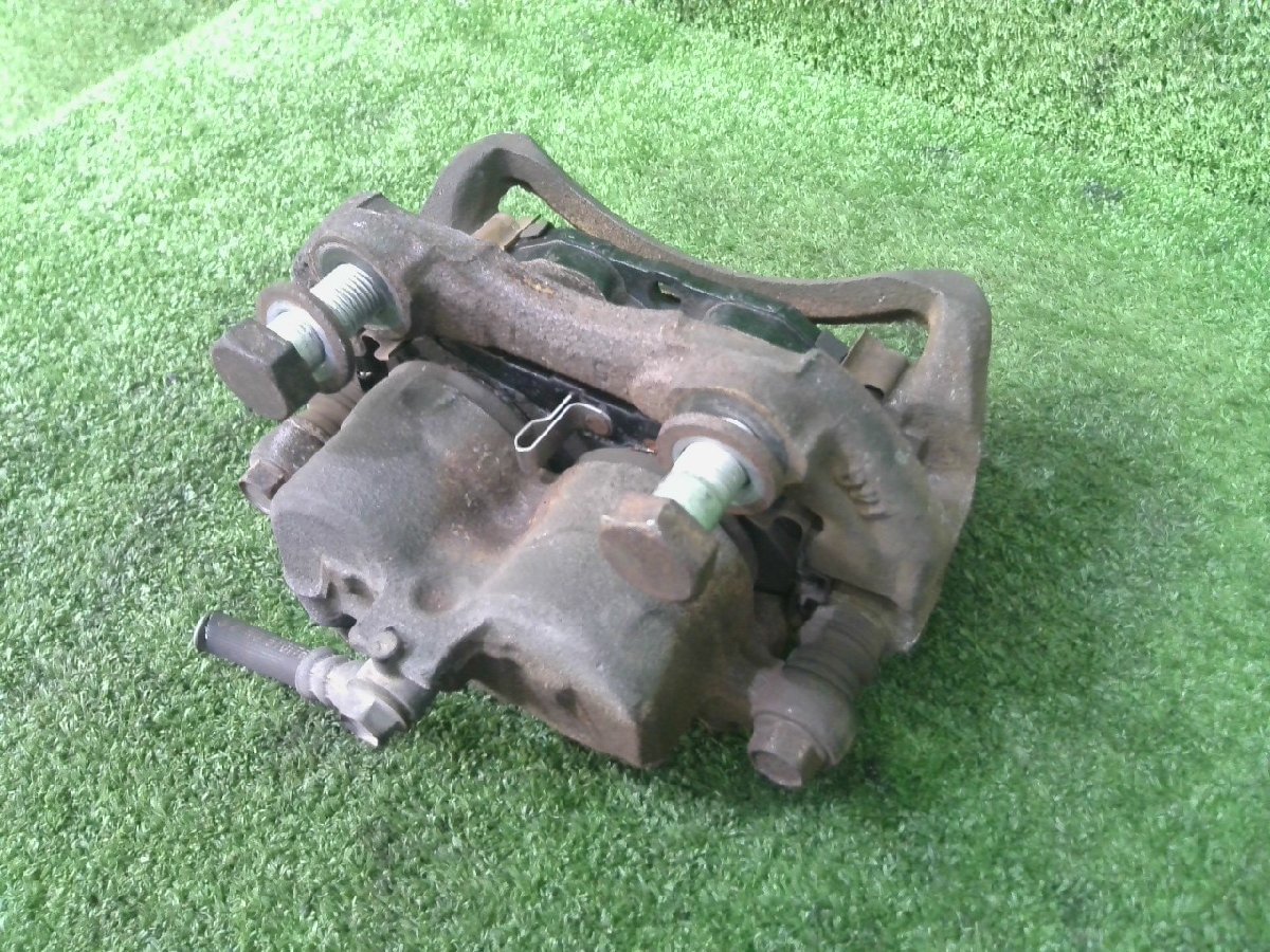 Yahoo!オークション - セドリック GH-HY34 右前 フロント キャリパー 3...