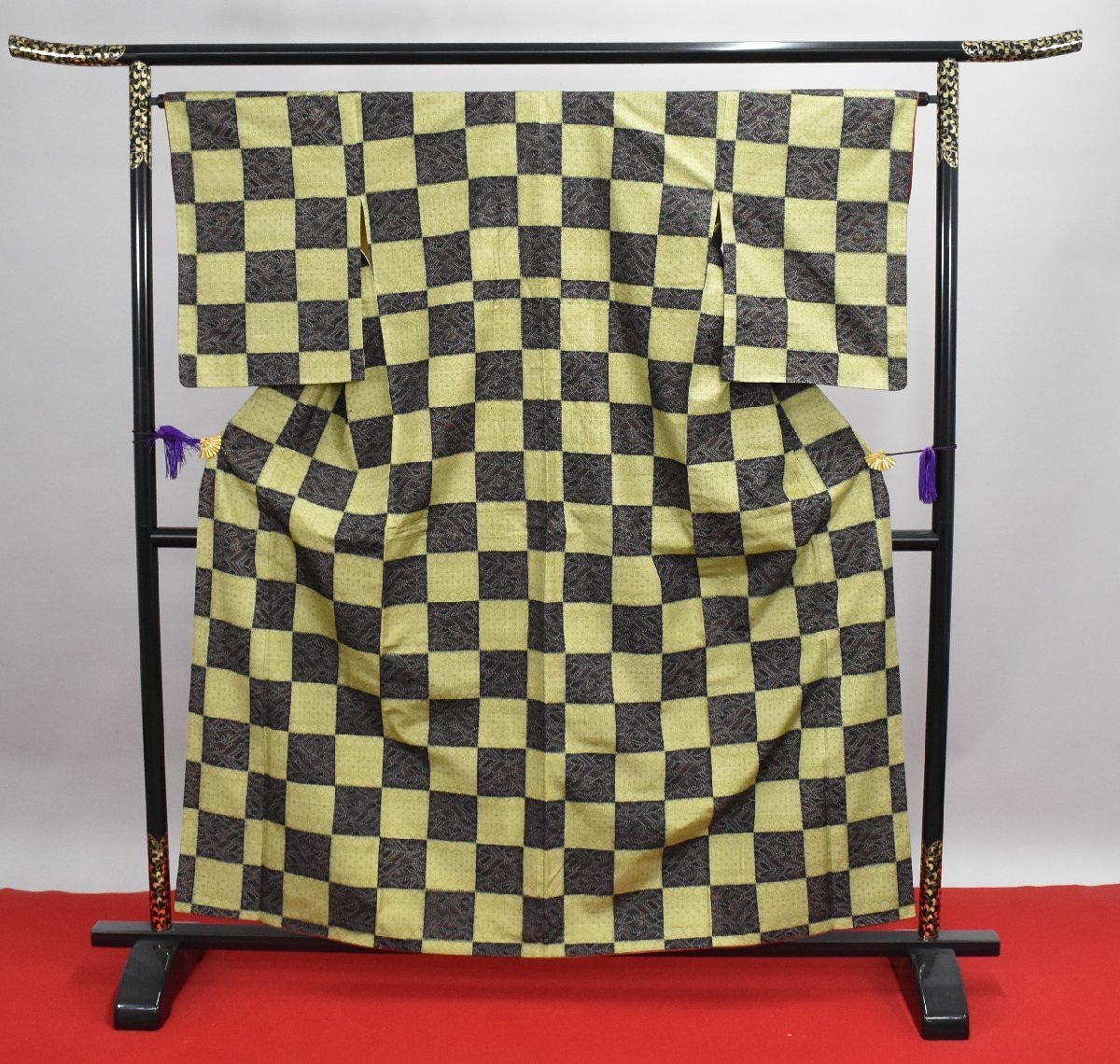 Yahoo!オークション - 【桜庭呉服店】 紬 つむぎ 市松模様 幾何学模様 ...