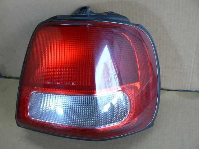 Yahoo!オークション - ミラ E-L502S 右テールランプ TR-XXアバンツアー...