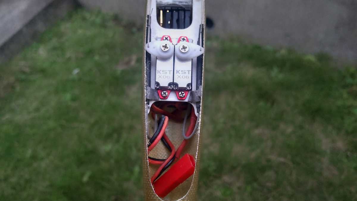 Yahoo!オークション - リトアニア Aeromodelis製 FLITZ-2 ライト（フ...