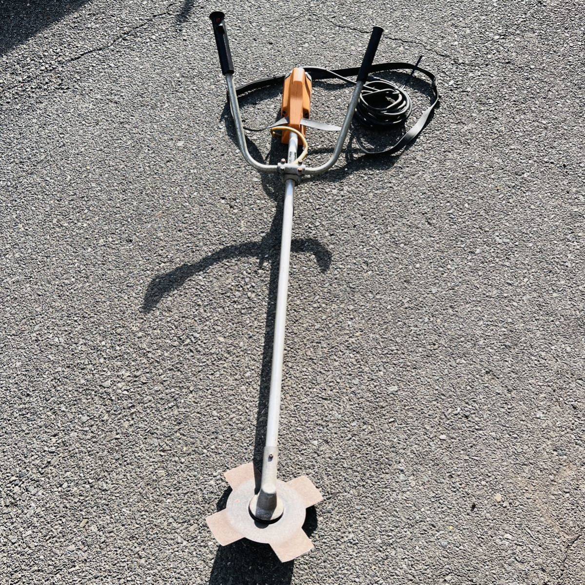 Yahoo!オークション - 【220827-9】makita マキタ 草刈機 UM2301 100V ...