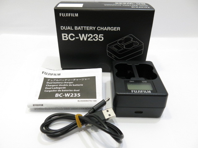 Yahoo!オークション - FUJIFILM DUAL BATTERY CHARGER BC-W235 バッテ...