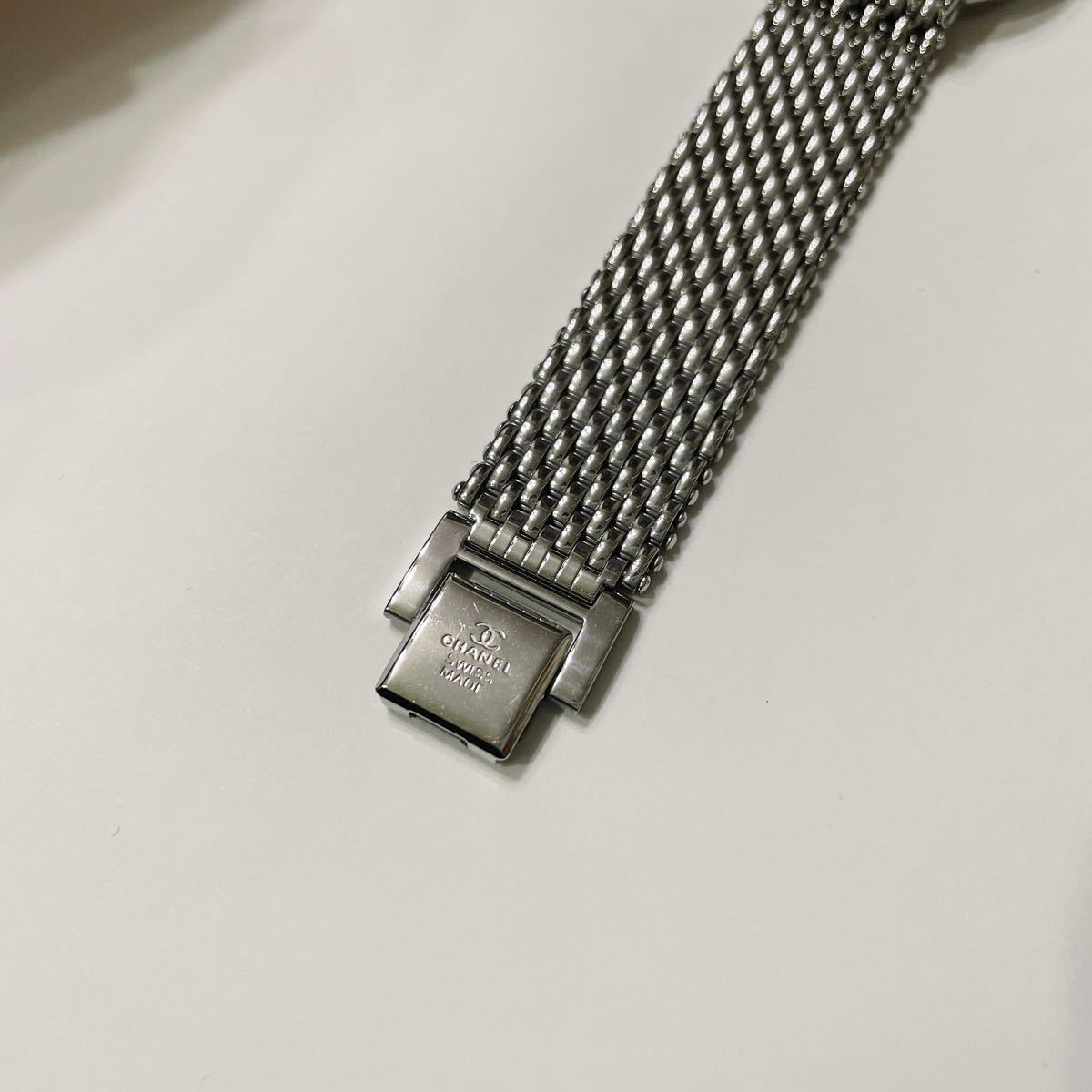 美品】CHANEL 腕時計 ヴィンテージ シャネル シルバー SWISS 美品】CHANEL 腕時計 ヴィンテージ シャネル シルバー SWISS