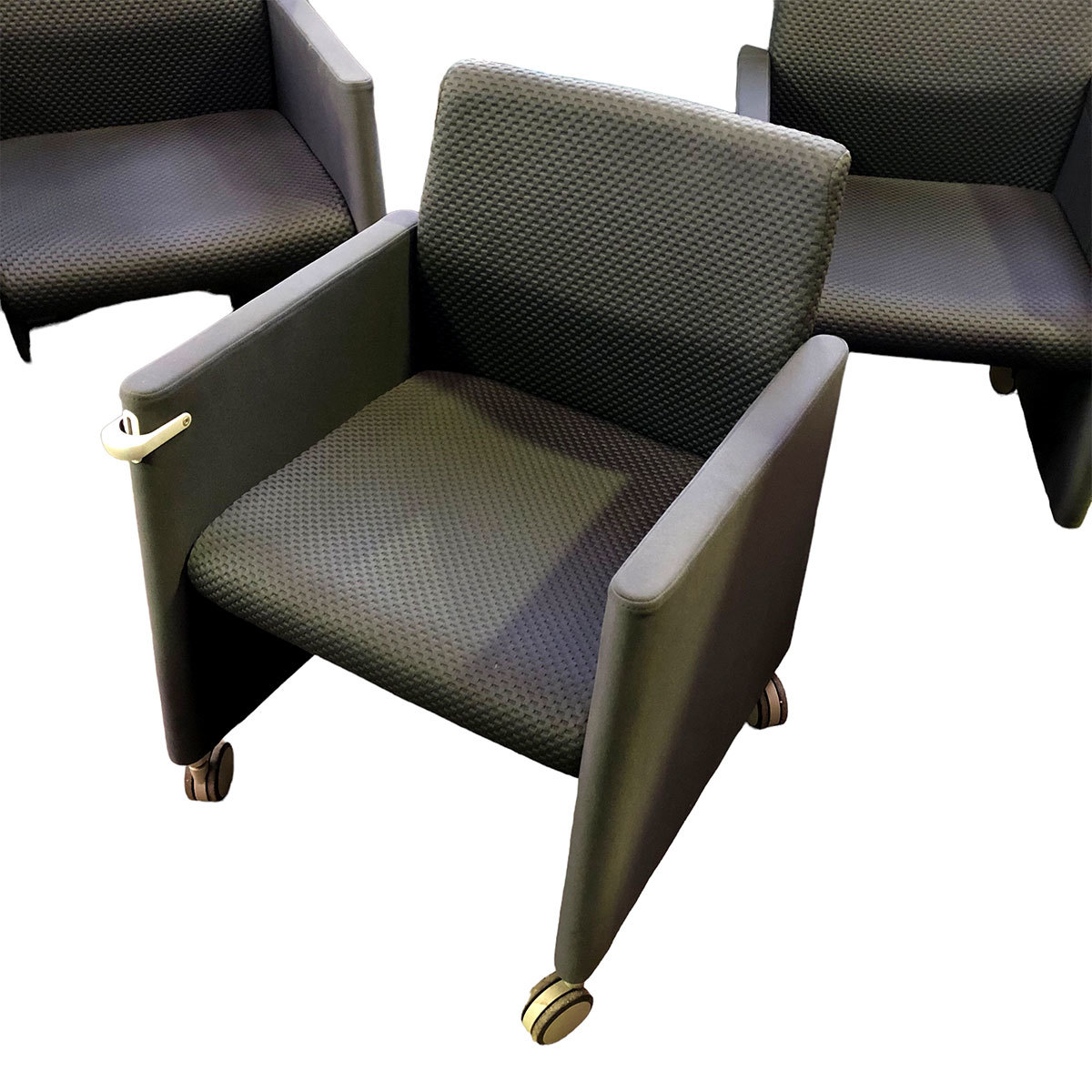 Yahoo!オークション - M1027 オカムラ 8346MA-FV54 応接会議チェア 昇...