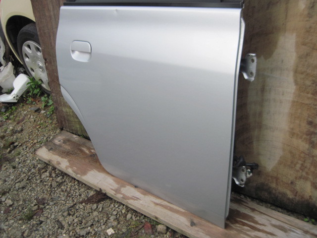 Yahoo!オークション - 8257 大へこみなし タント L350S 右リアドア S28...