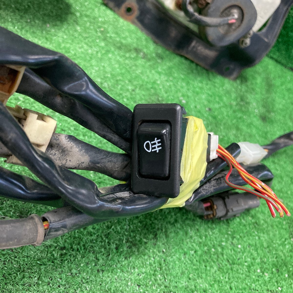 サンバー ディアス TV2 左右 フォグランプ フォグライト OEW 11014 ブラケット ハーネス スイッチ付 ジャンク W4831(スバル用)｜売買されたオークション情報、yahooの ...