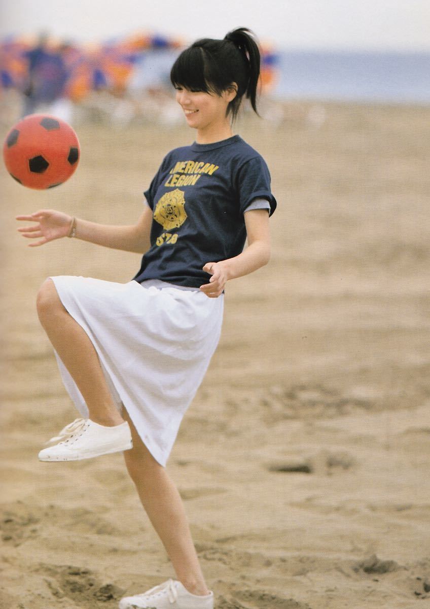 Yahoo!オークション - 写真集 後藤理沙『Go to R』A4変型判 ハードカバ...