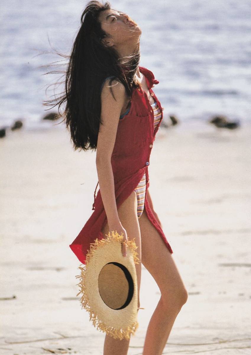 Yahoo!オークション - 写真集 ともさかりえ『裸足の天使』 ピンナップ...