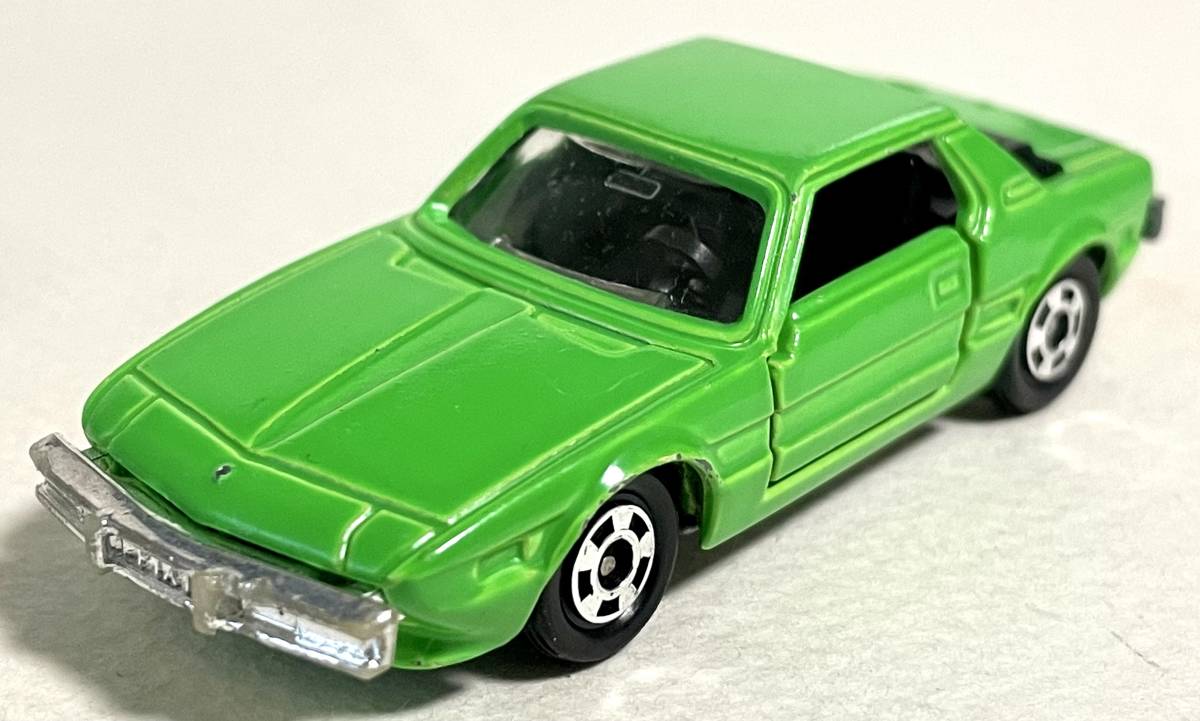 Yahoo!オークション - トミカ（ tomica ）【 絶版 青箱 】F28-1 フィア...
