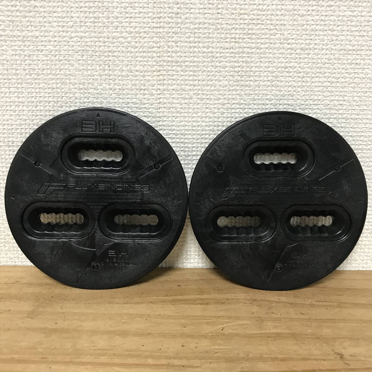 Yahoo!オークション - 送料210円 FLUX 3D ディスク BURTON対応 3H 3穴 ...