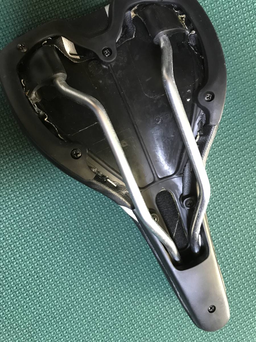 Yahoo!オークション - ヤYS1000 中古品 FUJI VERO ベロ スポーツサド...