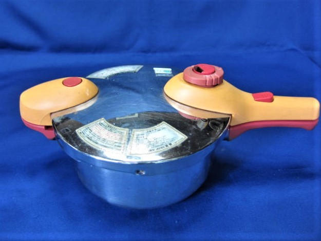 Yahoo!オークション - LEVEN ステンレス製 圧力なべ 3.0L (IH対応)