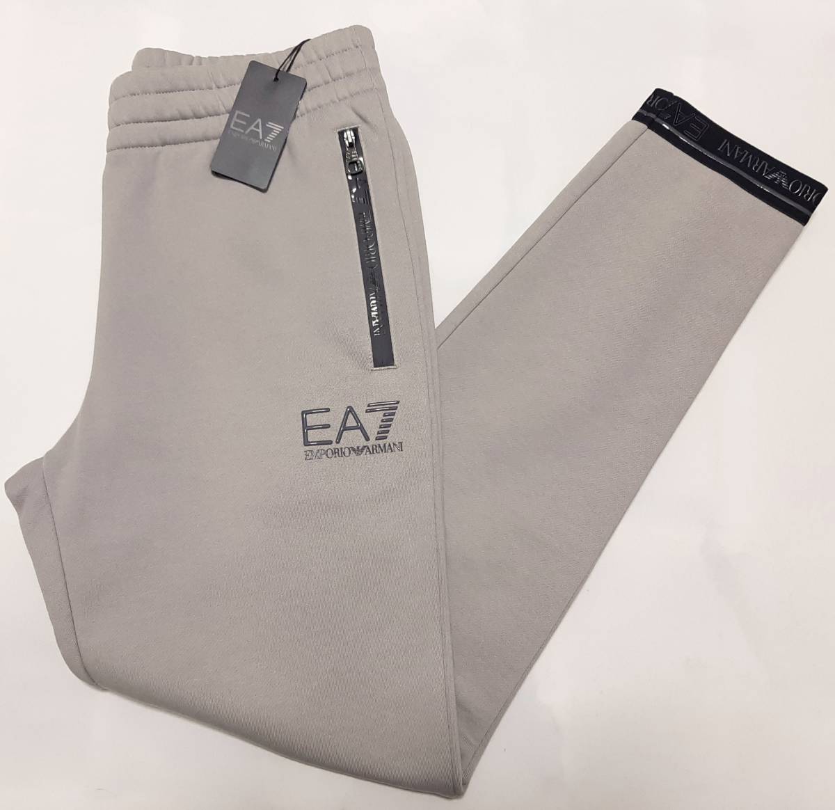 Yahoo!オークション - [新品]EA7/EMPORIO ARMANI 裾テーピングロゴ入り...