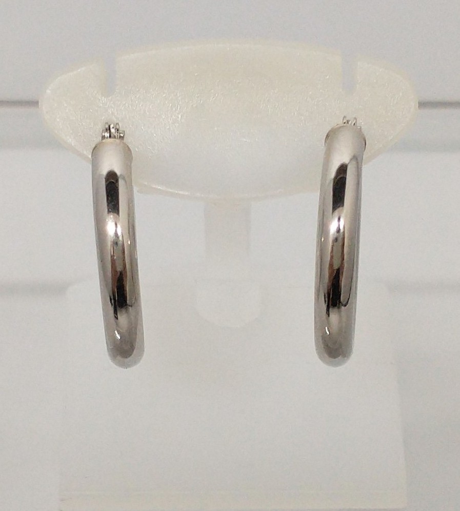 Yahoo!オークション - Pt900 ピアス 2.6g フープ プラチナ