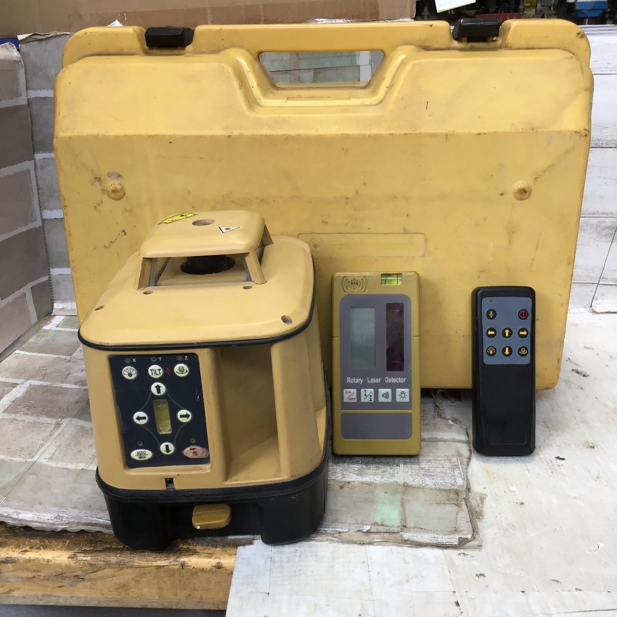 Yahoo!オークション - メーカー不明 EGT-R7 ローディングレーザー ケー...