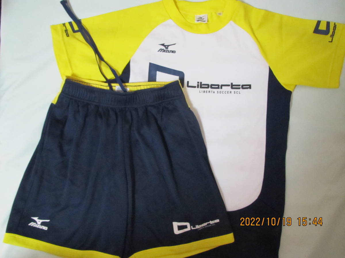 38 Mizuno ミズノ Liberta リベルタ サッカースクール 半袖 ユニフォーム ハーフパンツ 上下セット Jm 140 150cm 黄色 紺 子供用中古送料無料のヤフオク落札情報