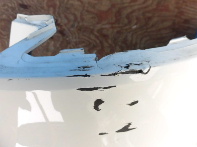 Yahoo!オークション - ポルシェ マカン 95B リアバンパー 白 R832