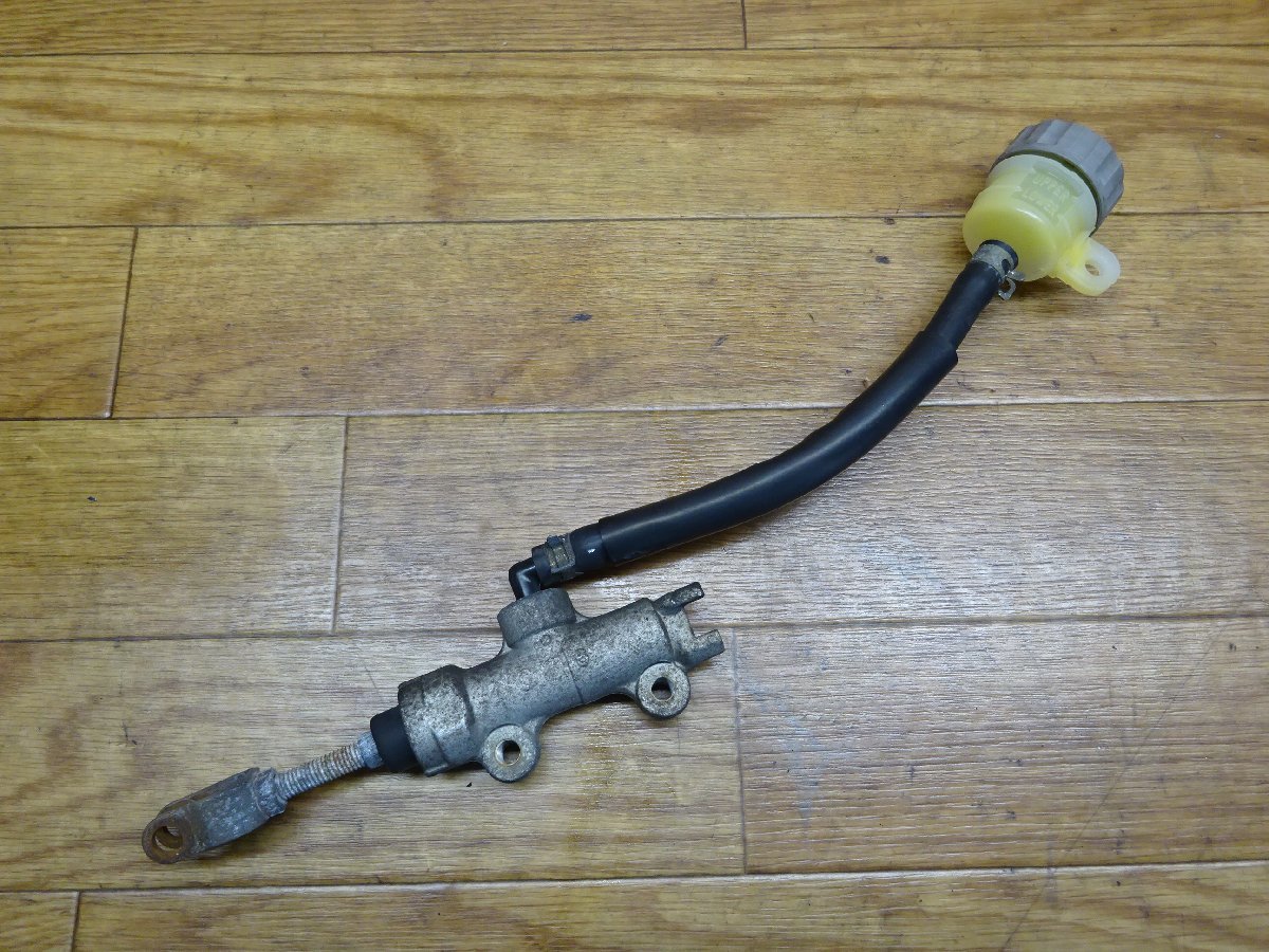 Yahoo!オークション - [K82] バリオス2 ZR250B 純正 リアブレーキマス...