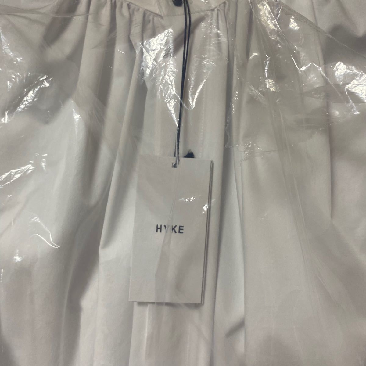 新品未使用 HYKE ハイク GATHERED BALLOON SLEEVE DRESS 02 新品未使用 HYKE ハイク GATHERED BALLOON SLEEVE DRESS 02