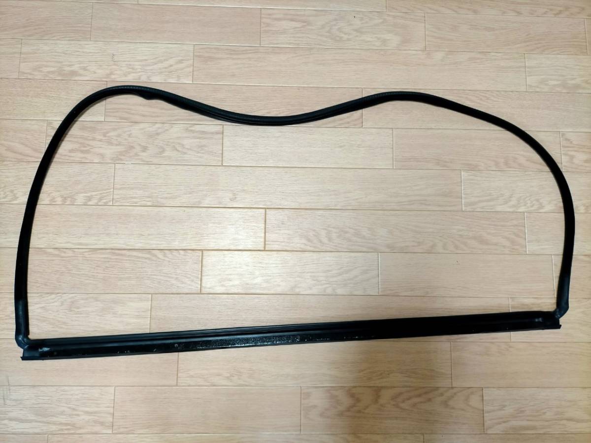 Yahoo!オークション - 10ソアラ 新品サンルーフウェザーストリップ GZ1...