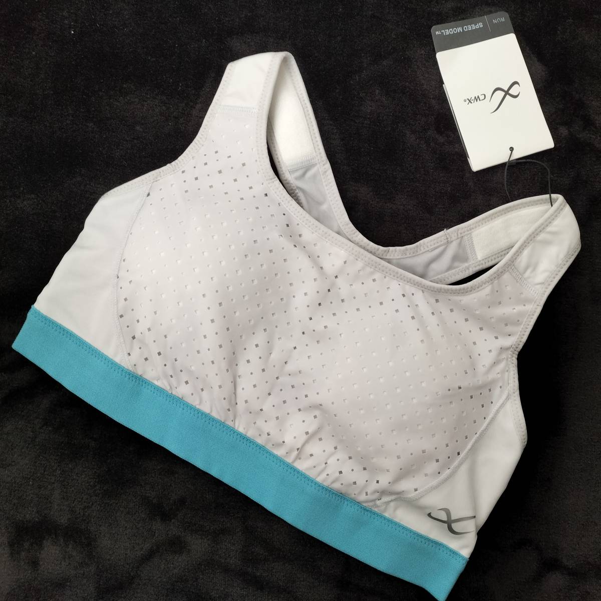 Yahoo!オークション - CW－X スポーツブラ 走る人のブラ C70/D70対...