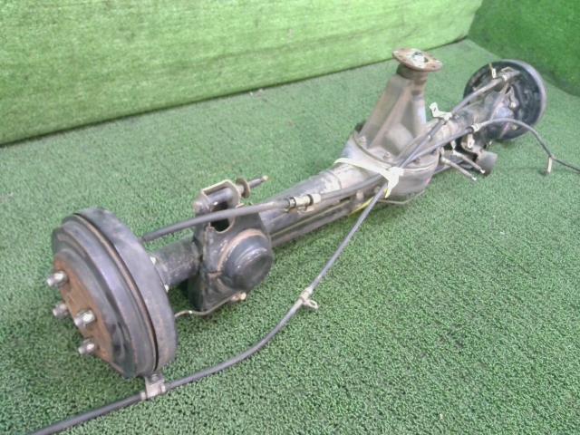 Yahoo!オークション - クリッパー GBD-U72V U71 U61 U62 リア アクスル...