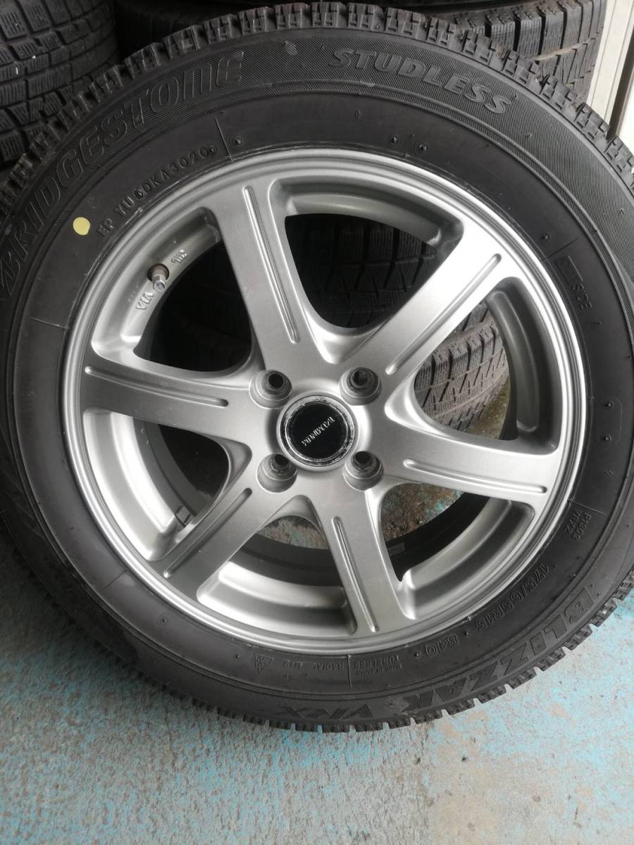 Yahoo!オークション - 175/65R 15 84Q ブリヂストン VRX アルミホイー...