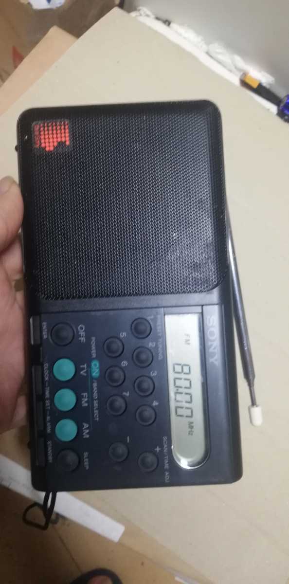 Yahoo!オークション - ポータブルラジオ ソニー ICF-M300V TV FM AM ラ...
