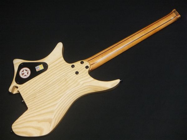 Yahoo!オークション - EART W1 ヘッドレスギター トレモロユニット搭載