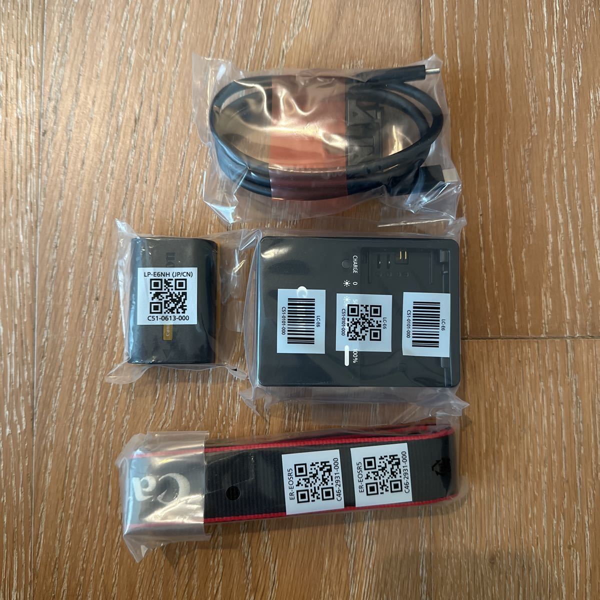 Yahoo!オークション - EOS R5 ボディ