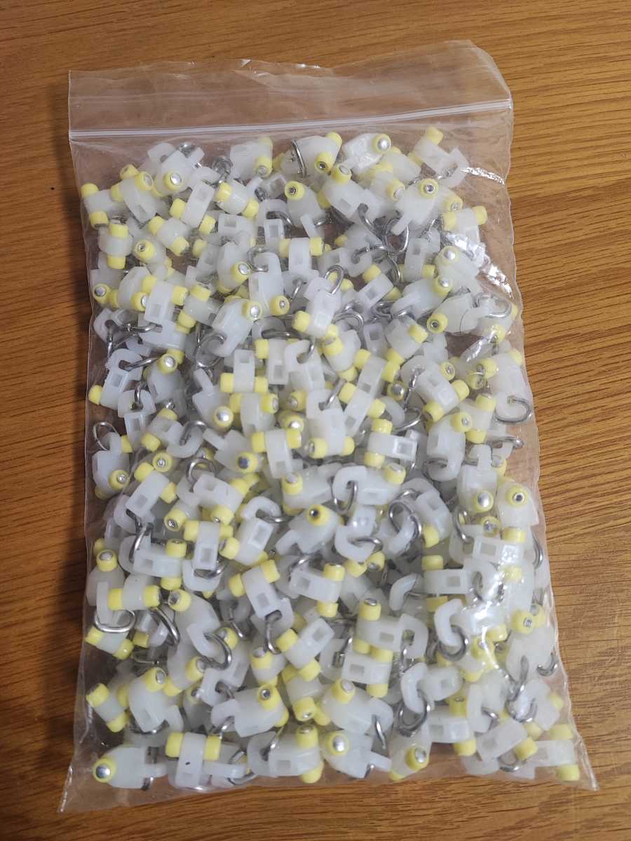 Yahoo!オークション - 新品 静音 カーテン ランナー 50個以上 TOSO