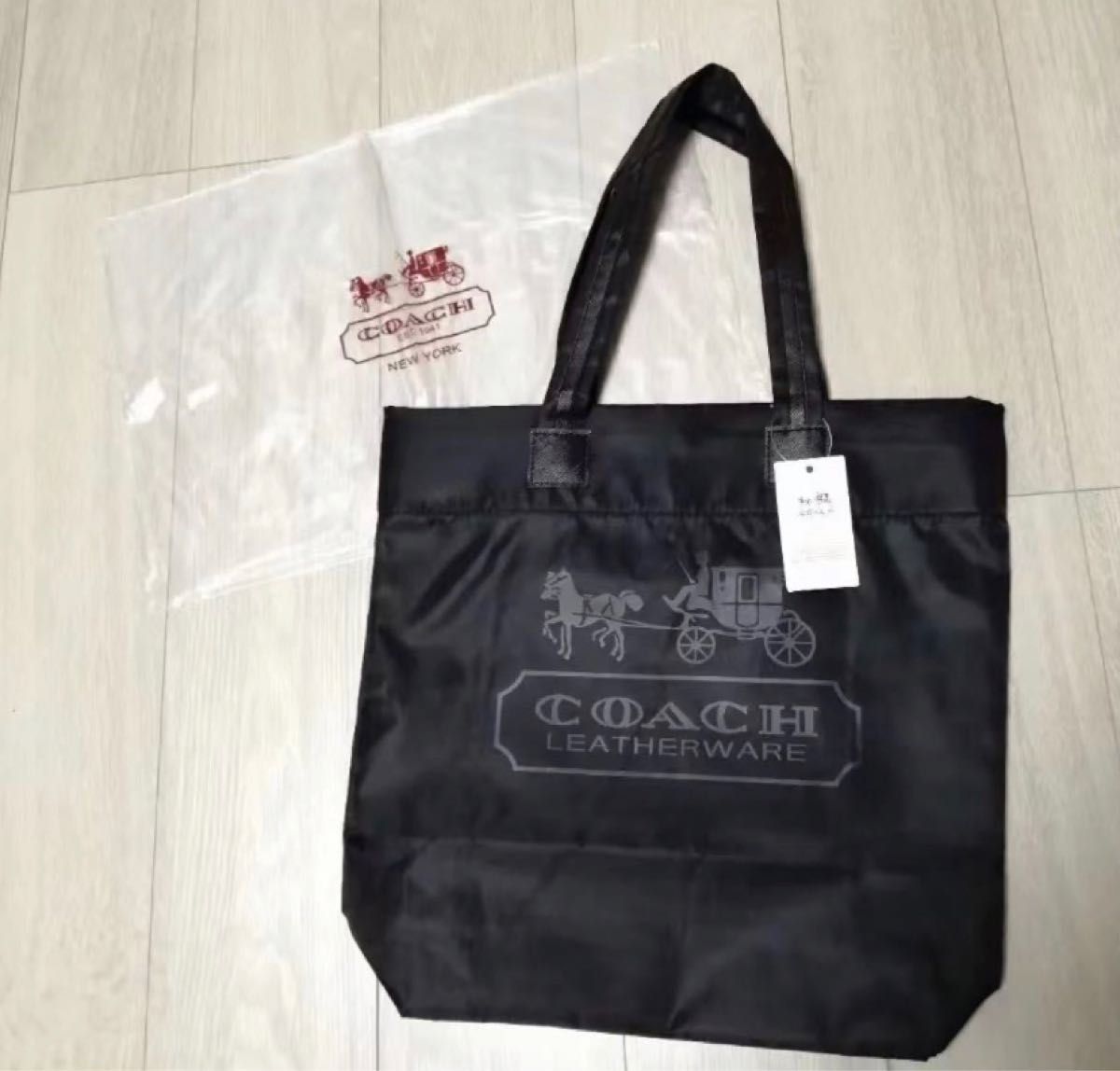 新品未使用】 COACHコーチ ナイロン×レザートートバック黒 タグ 新品未使用】 COACHコーチ ナイロン×レザートートバック黒 タグ