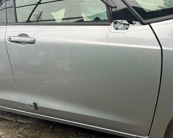 Yahoo!オークション - フィット GR1 フロントドア右 管理番号 4412