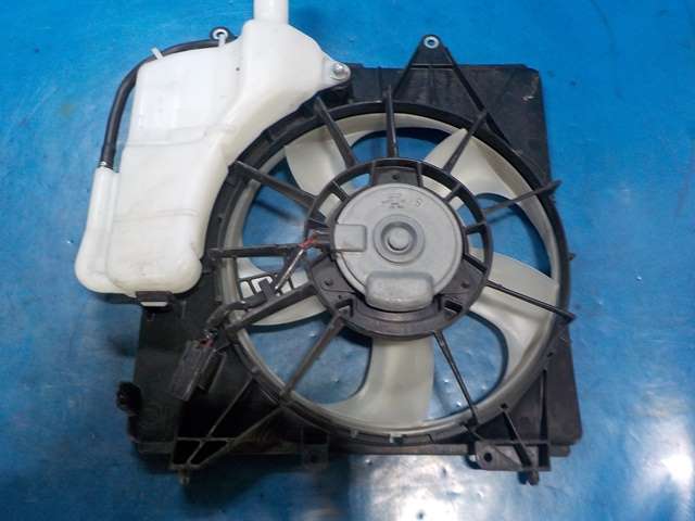 Yahoo!オークション - 3557 GP5 フィット 電動ファン