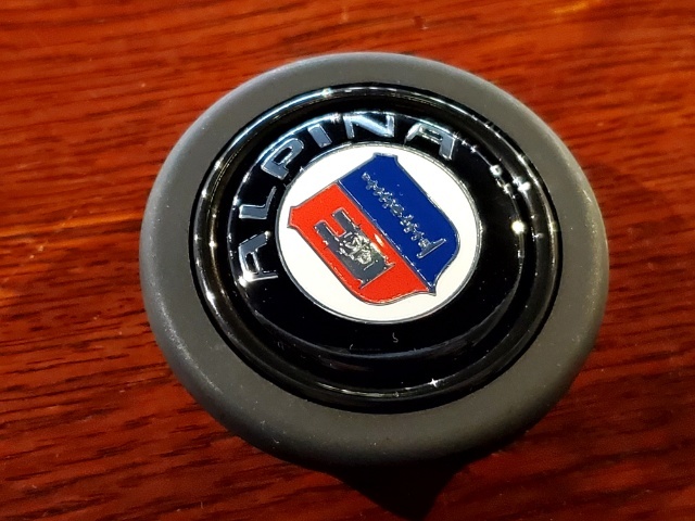 Yahoo!オークション - 新品 ALPINA アルピナ ホーンボタン 当時物 BMW ...